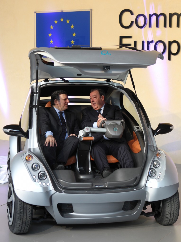 Fold-up car of the future unveiled at EU | Inquirer Business