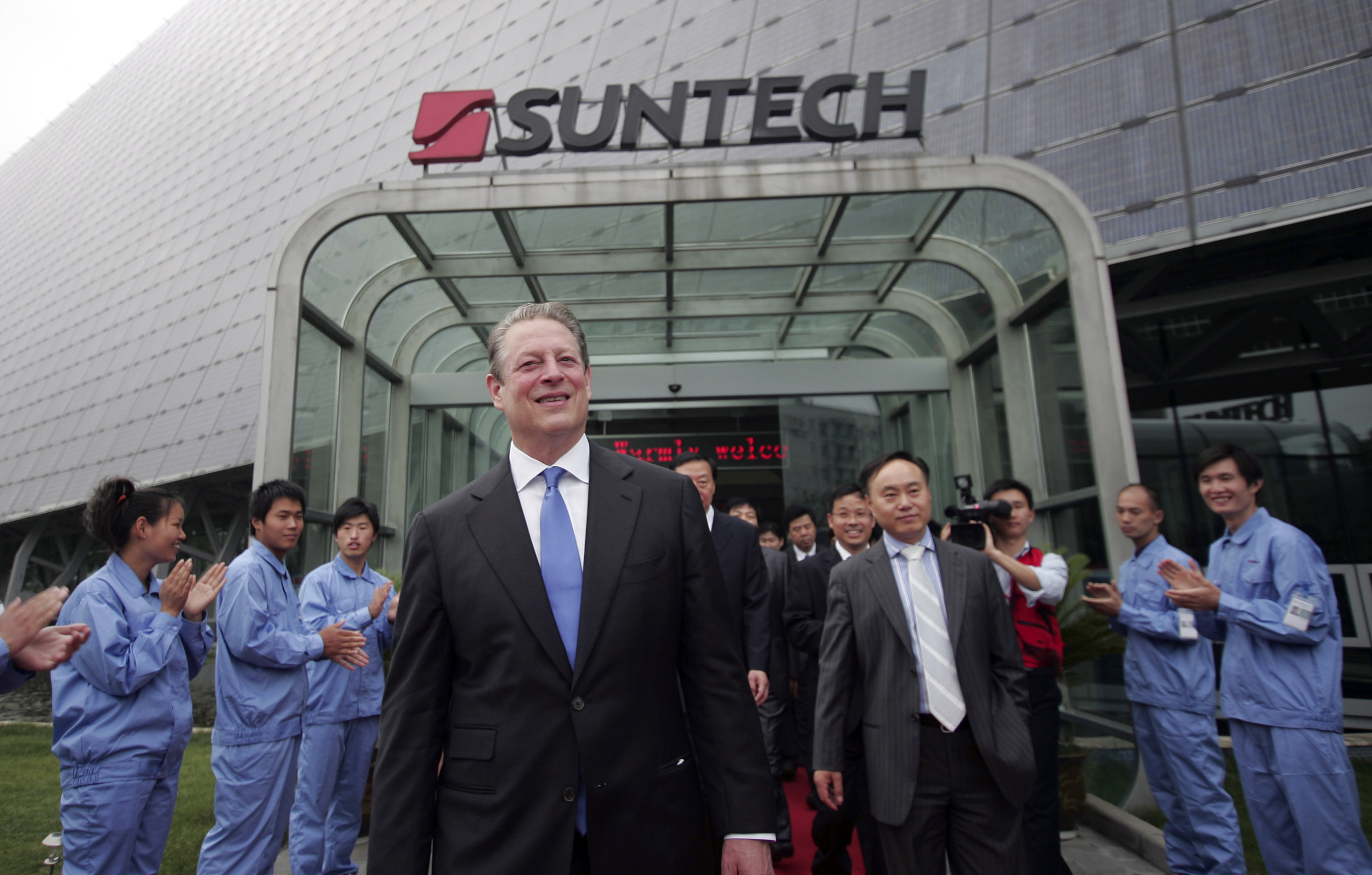 Solar giant Suntech defaults on debt | Inquirer Business