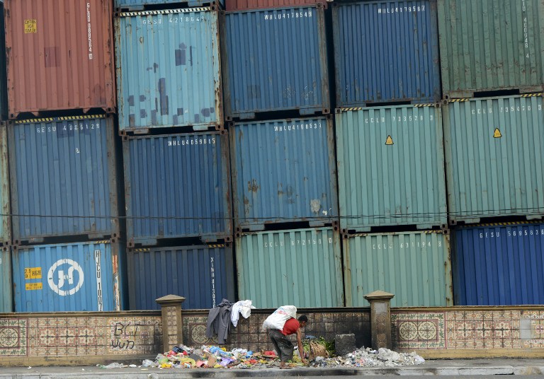 BOC orders transfer of empty containers at Manila port to Batangas, Subic