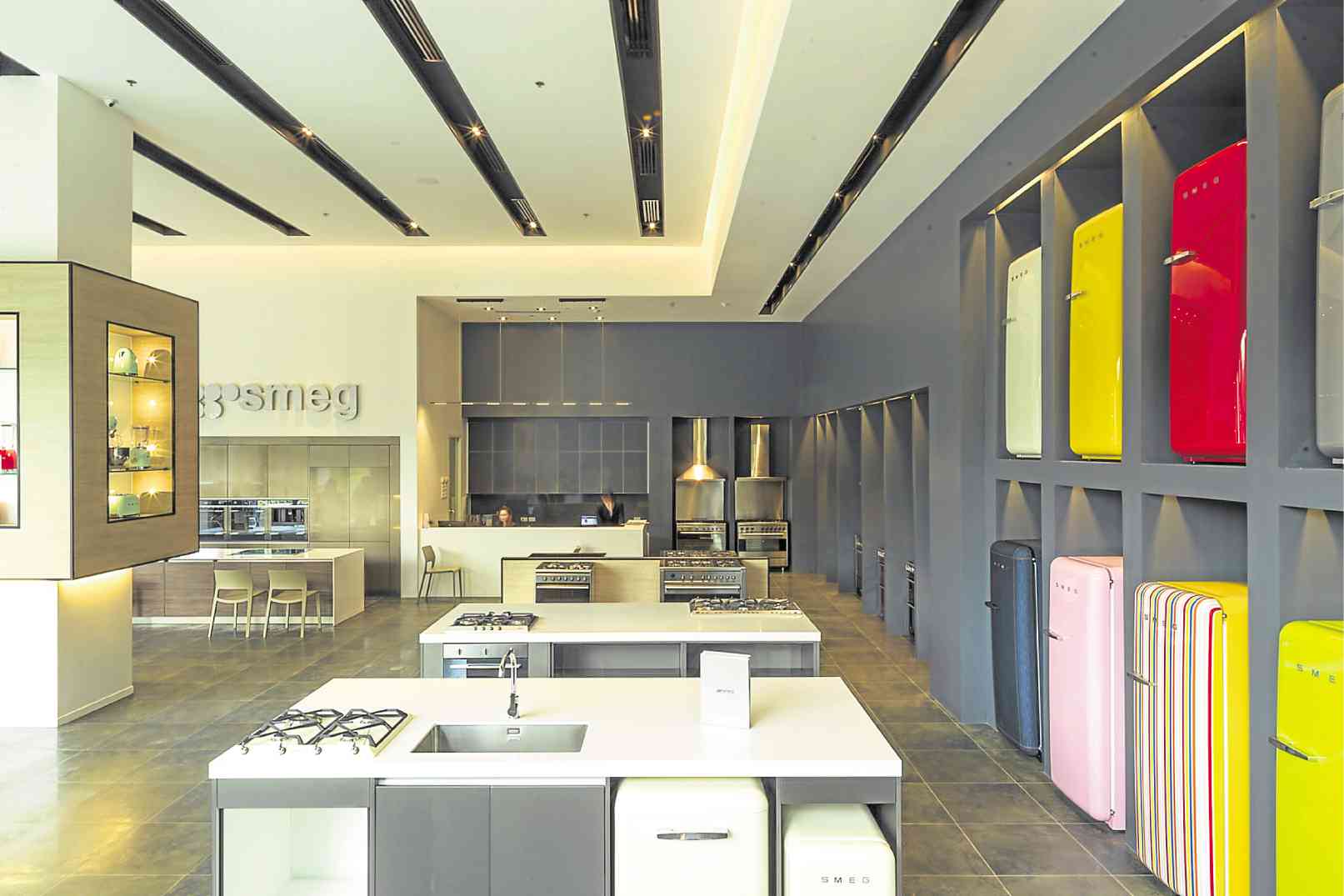 SMEG Philippines launches flagship store at Park Terraces in Makati ...