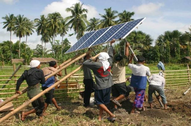 TeaM Energy lights up lives in remote Philippine islands and villages ...
