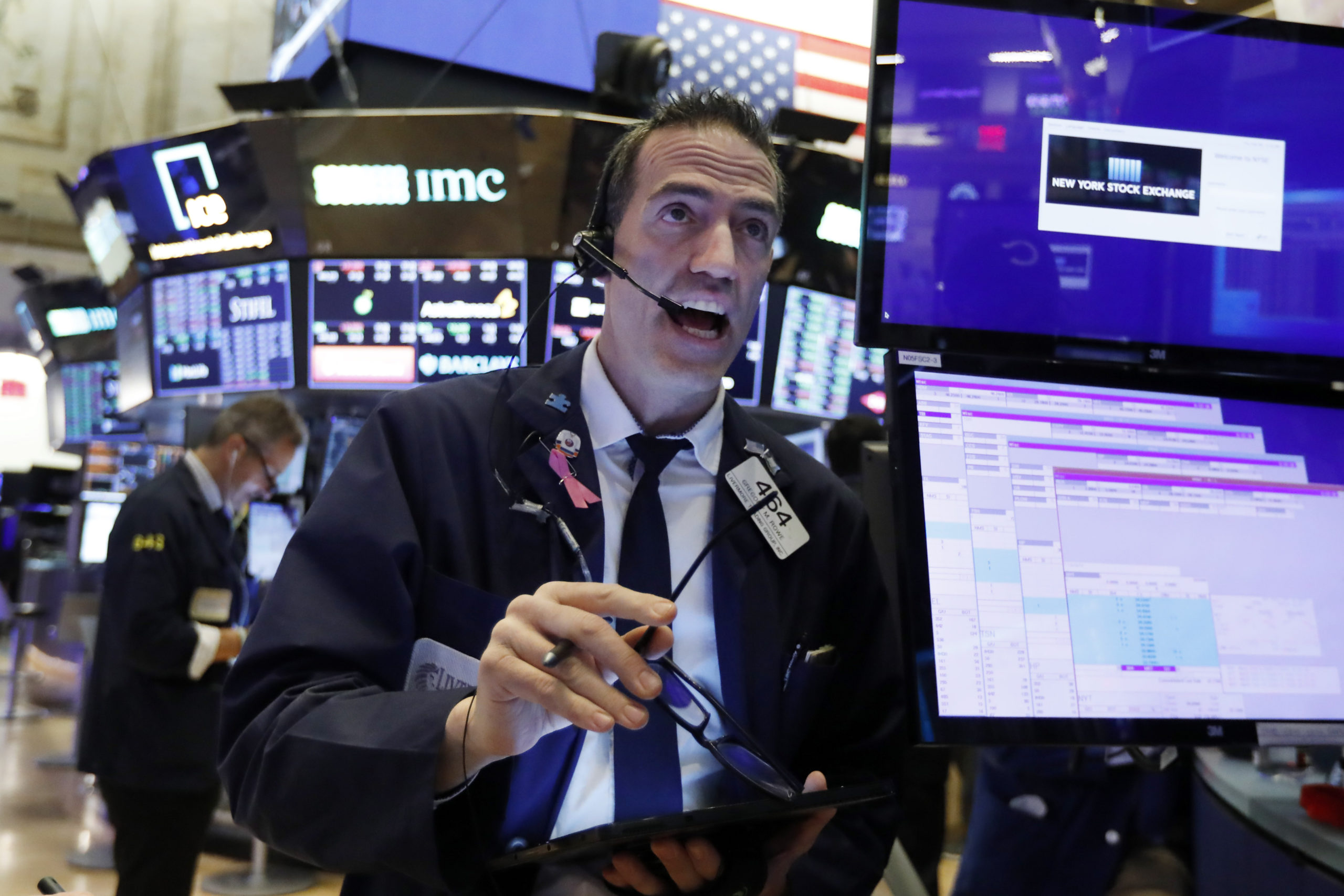 Stocks post 4th gain in a row, extending a weeklong rally | Inquirer ...