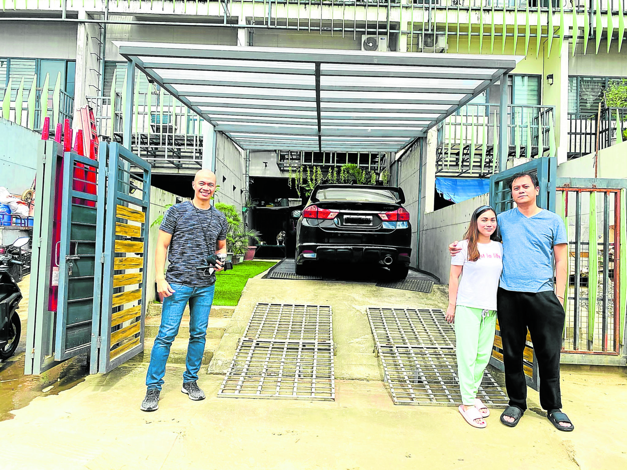 Flood adaptive home with floating garage withstands Ulysses onslaught ...