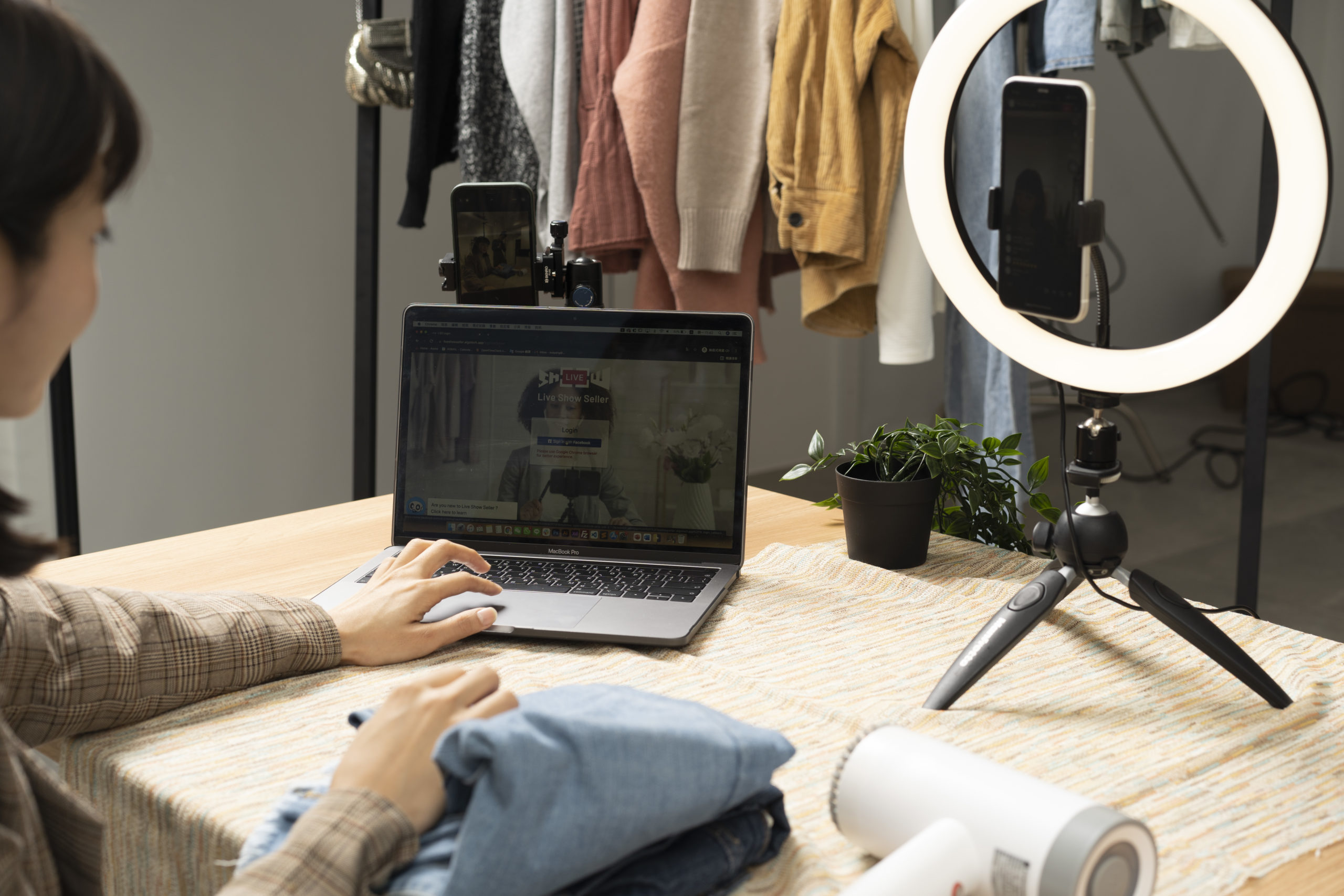 How sellers can earn millions in live selling: Singapore's Live Show ...