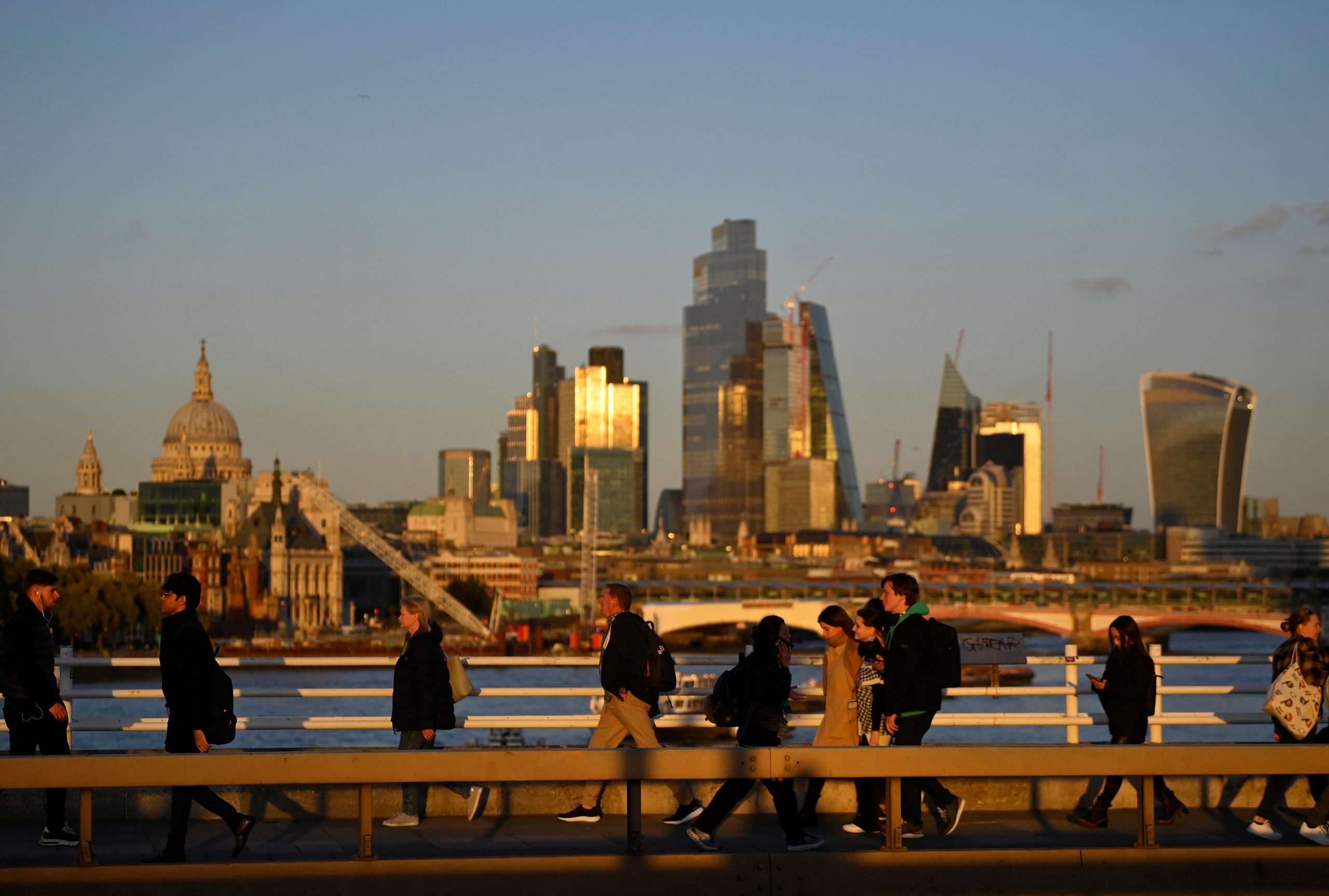UK economy shrank in August | Inquirer Business