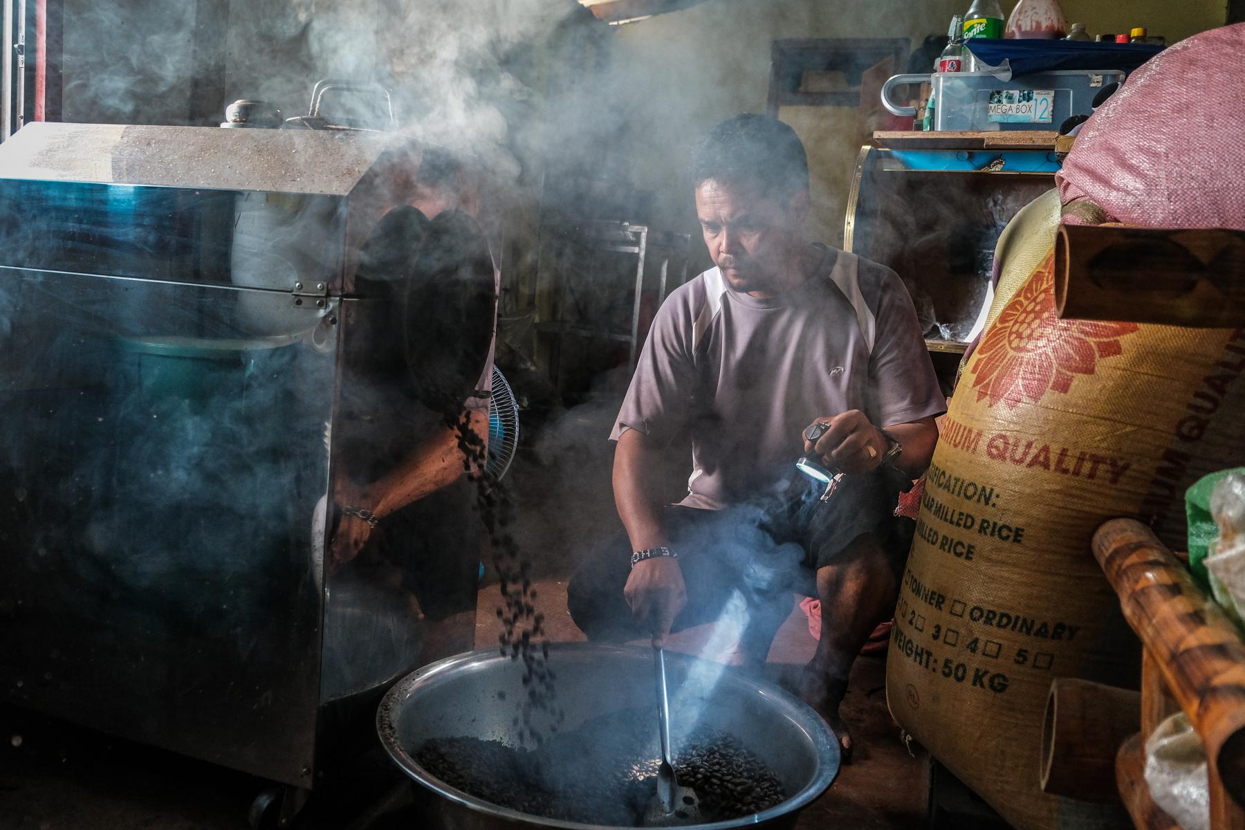 Davao coffee shop helps lift farmers out of poverty | Inquirer Business