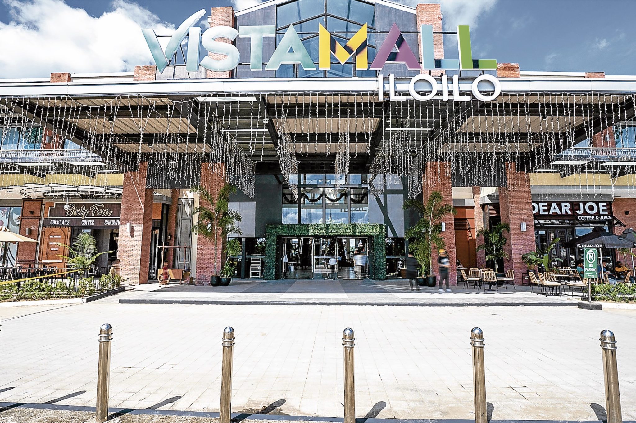 A beautiful retail experience awaits at Vista Mall Iloilo