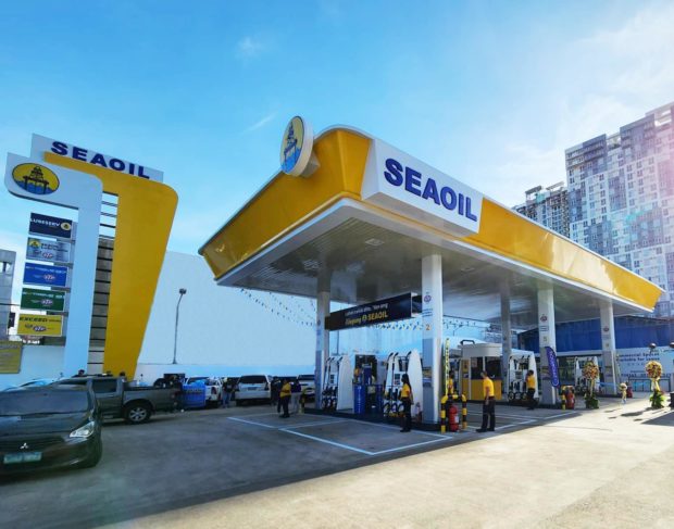 Seaoil steps up expansion, opens 700th station | Inquirer Business