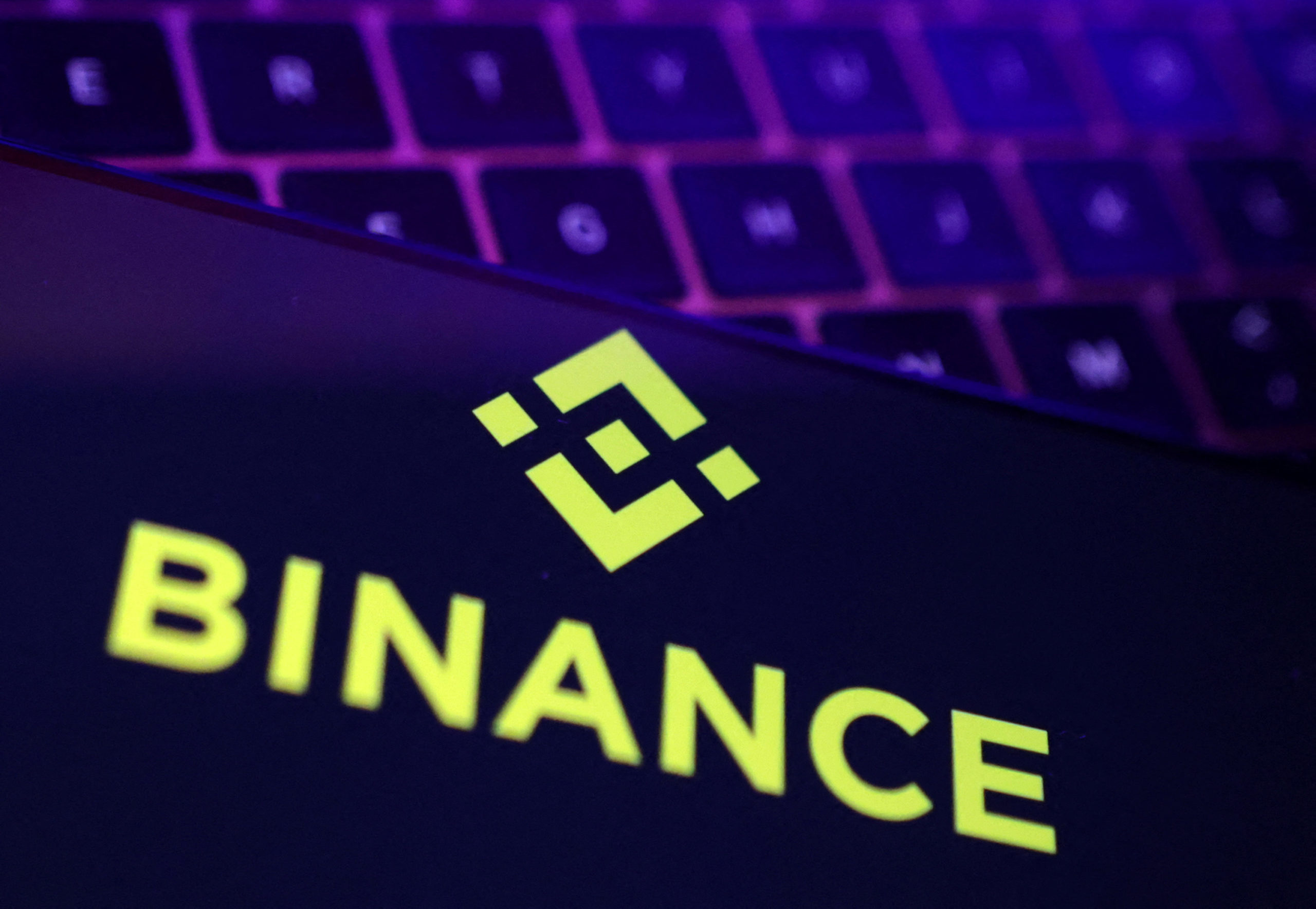 Binance stablecoin backer says U.S. SEC labeled token an unregistered ...