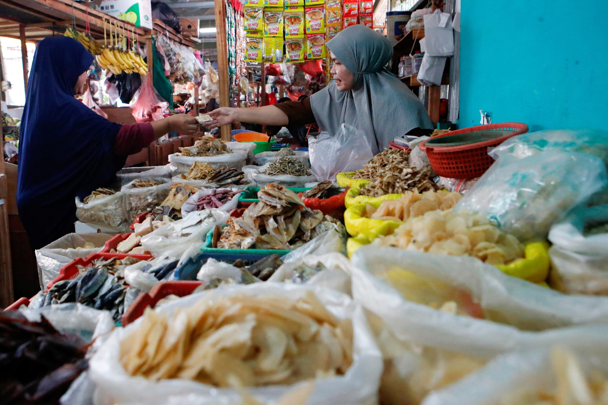 Indonesias June Inflation Eases To Lowest In 14 Months Inquirer Business