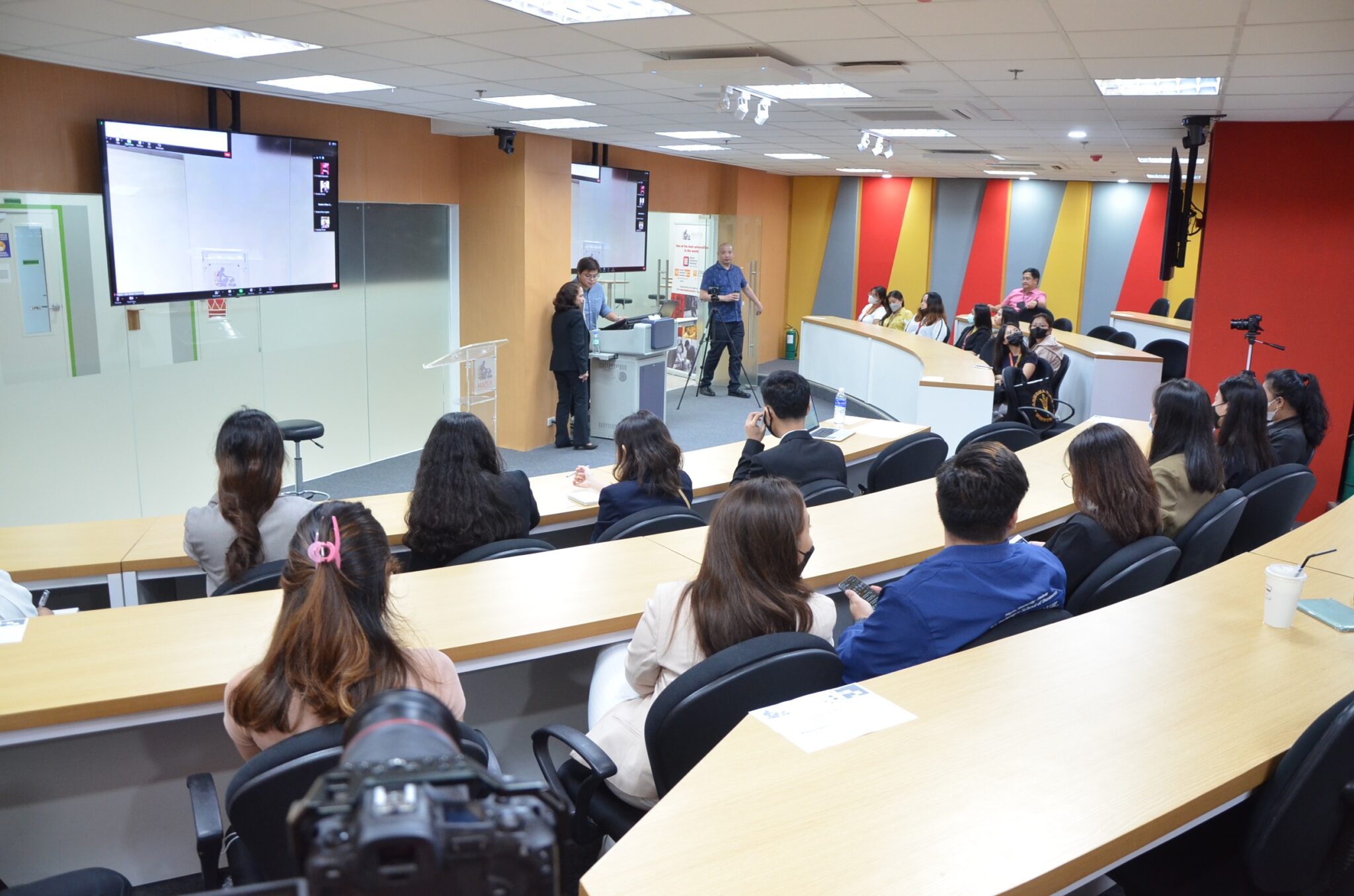 The secret every budding business student should know to get ahead