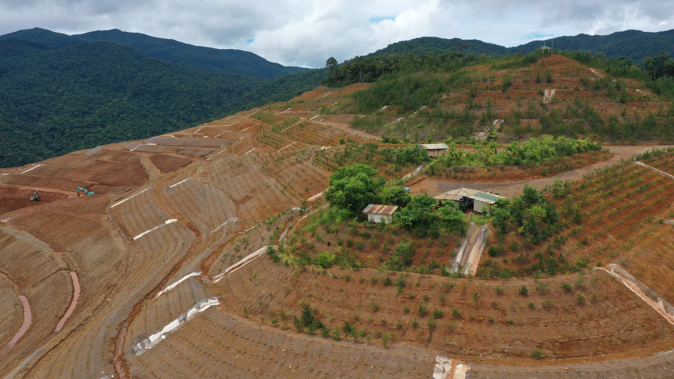 DMCI unit exceeds rehab targets for Berong | Inquirer Business