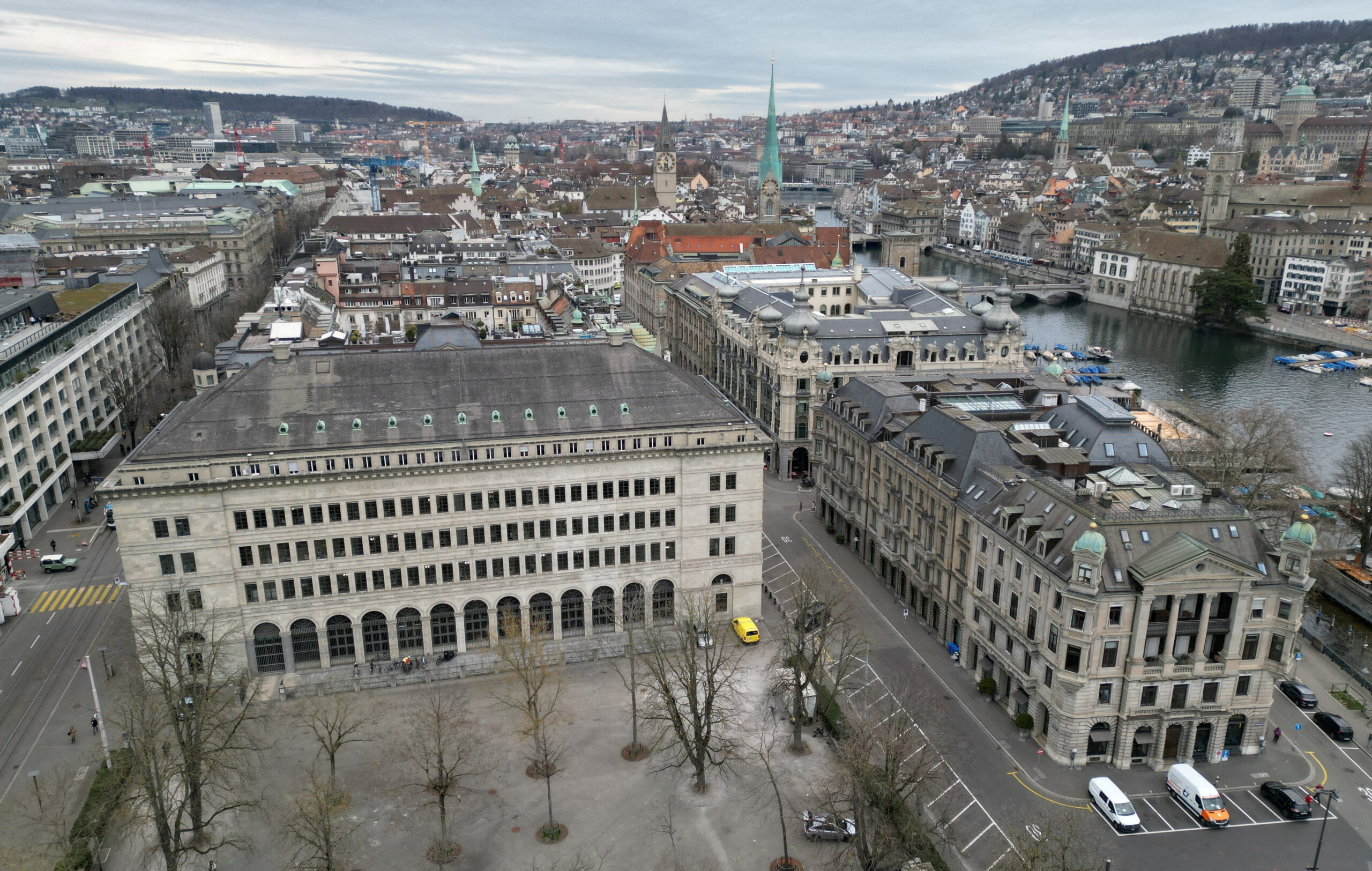 Swiss National Bank cuts rates on overnight deposits | Inquirer Business