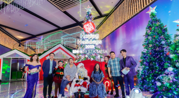 SM City Sta. Mesa unveils magical Christmas launch | Inquirer Business