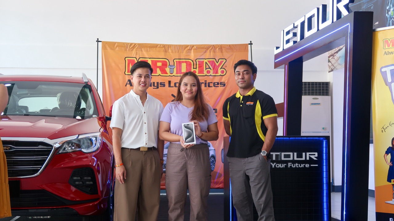 MR. DIY awards grand prize winner of the Holi-DIY Spend and Win raffle ...