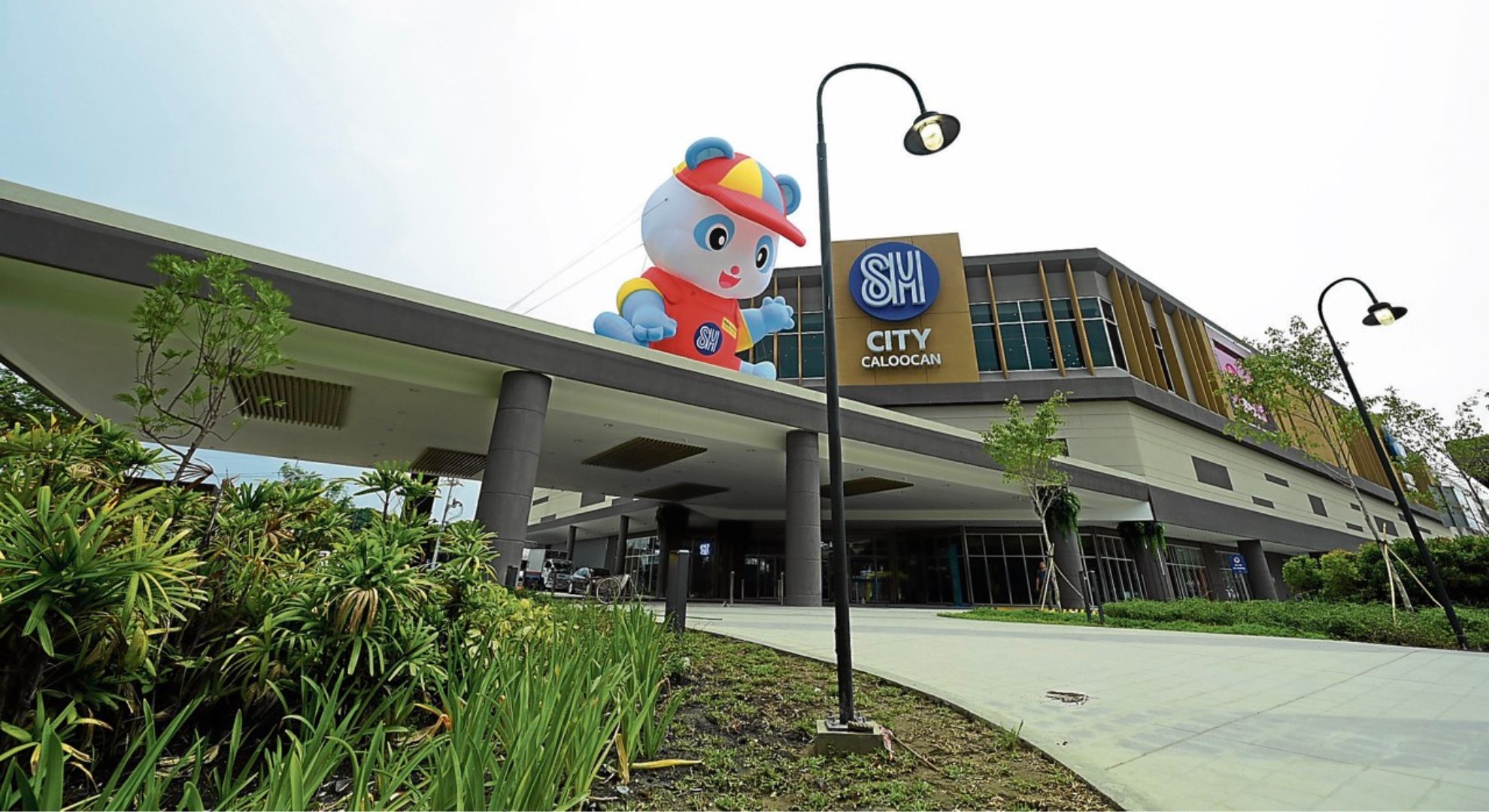 SM City Caloocan provides the ultimate malling experience | Inquirer ...
