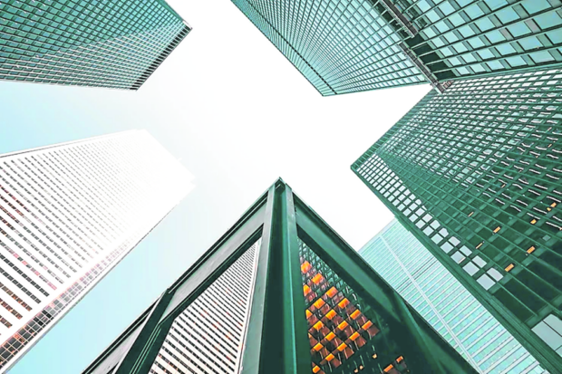 Vertical cities in the age of hyper-urbanization