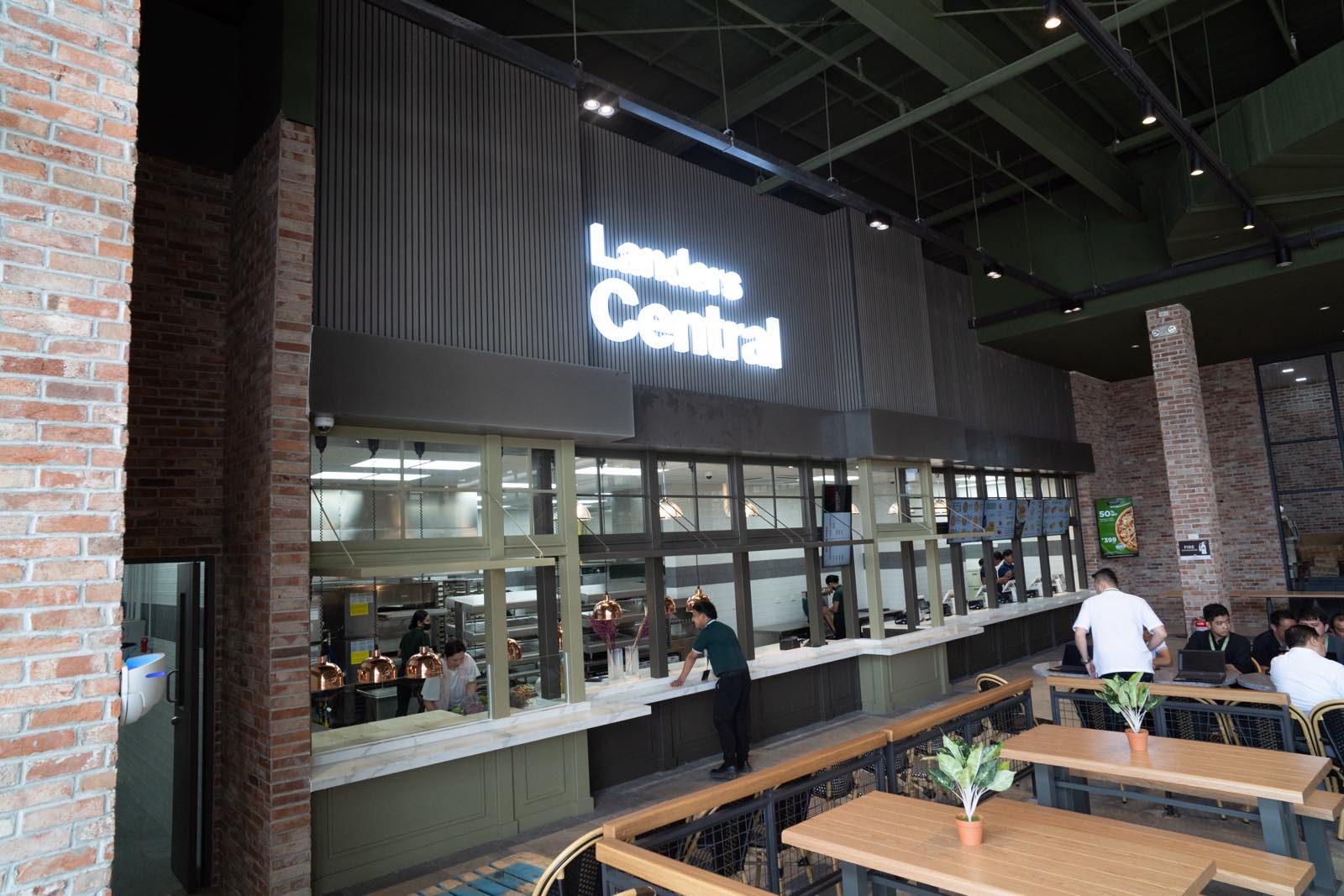 Landers Superstore opens 13th store in Naga