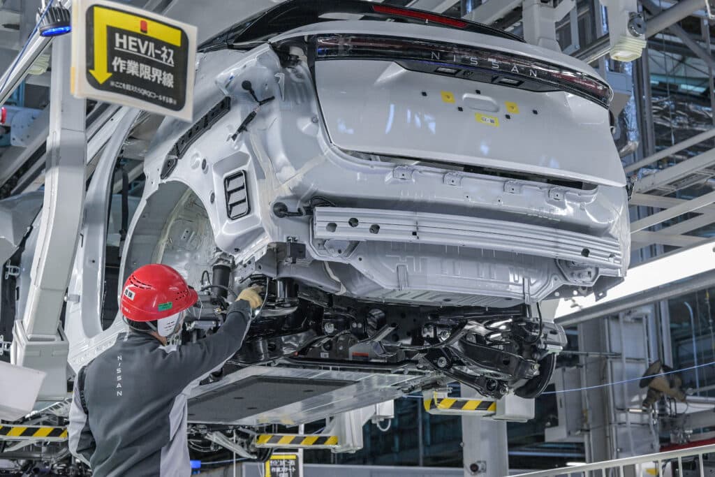 Nissan announces 9,000 job cuts, slashes sales forecast