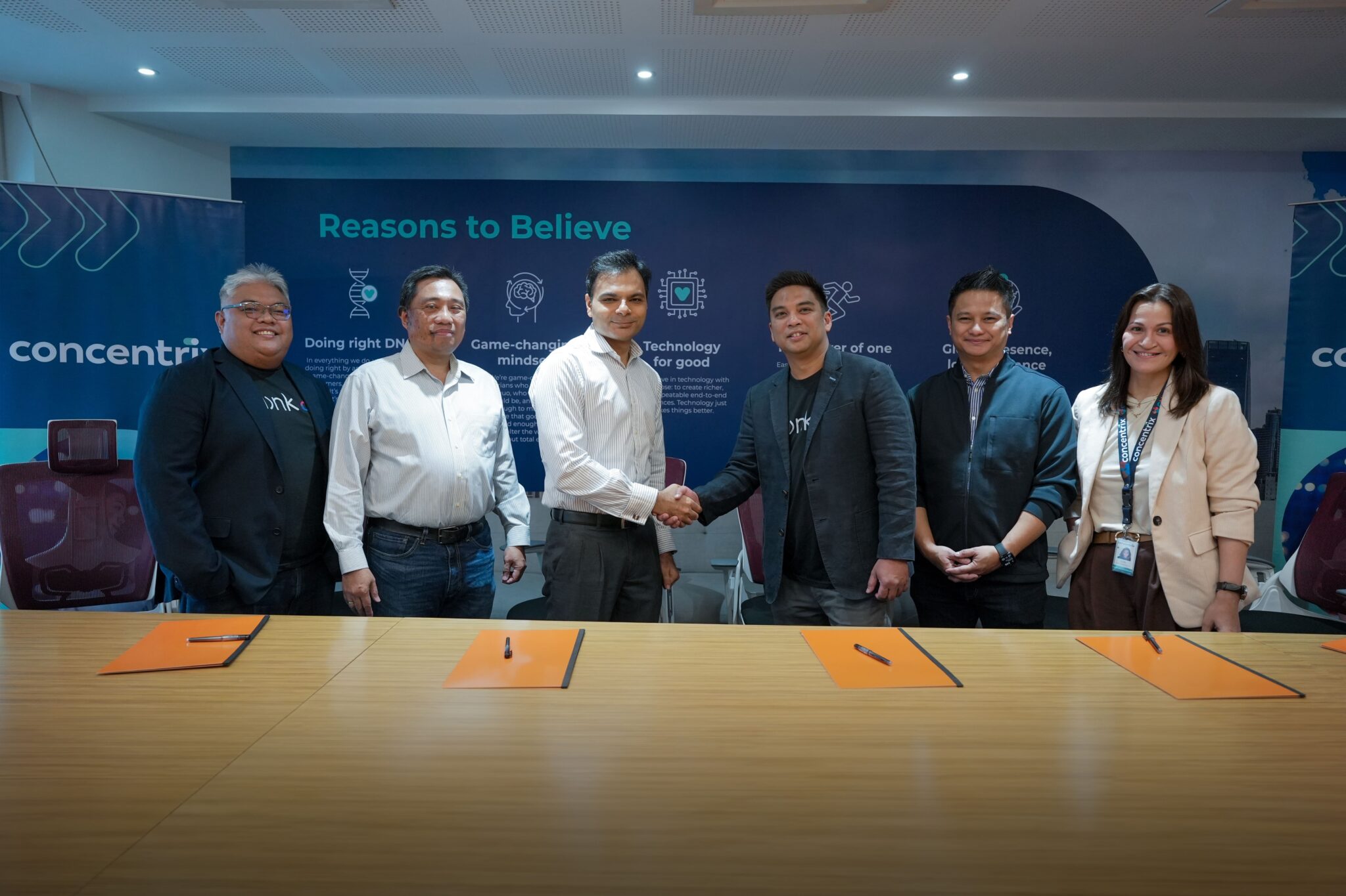 Concentrix acquires BlinkCX in the Philippines