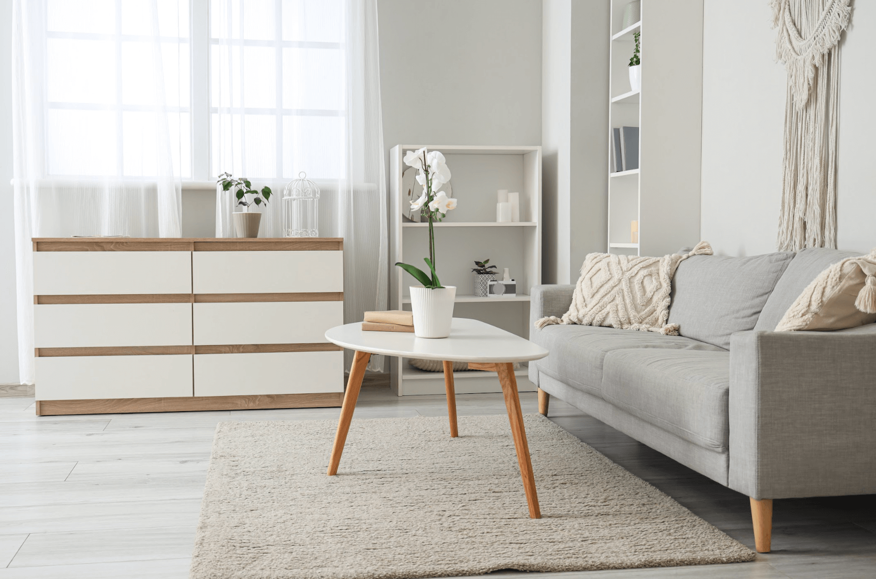 10 home improvement hacks for maximizing minimal spaces