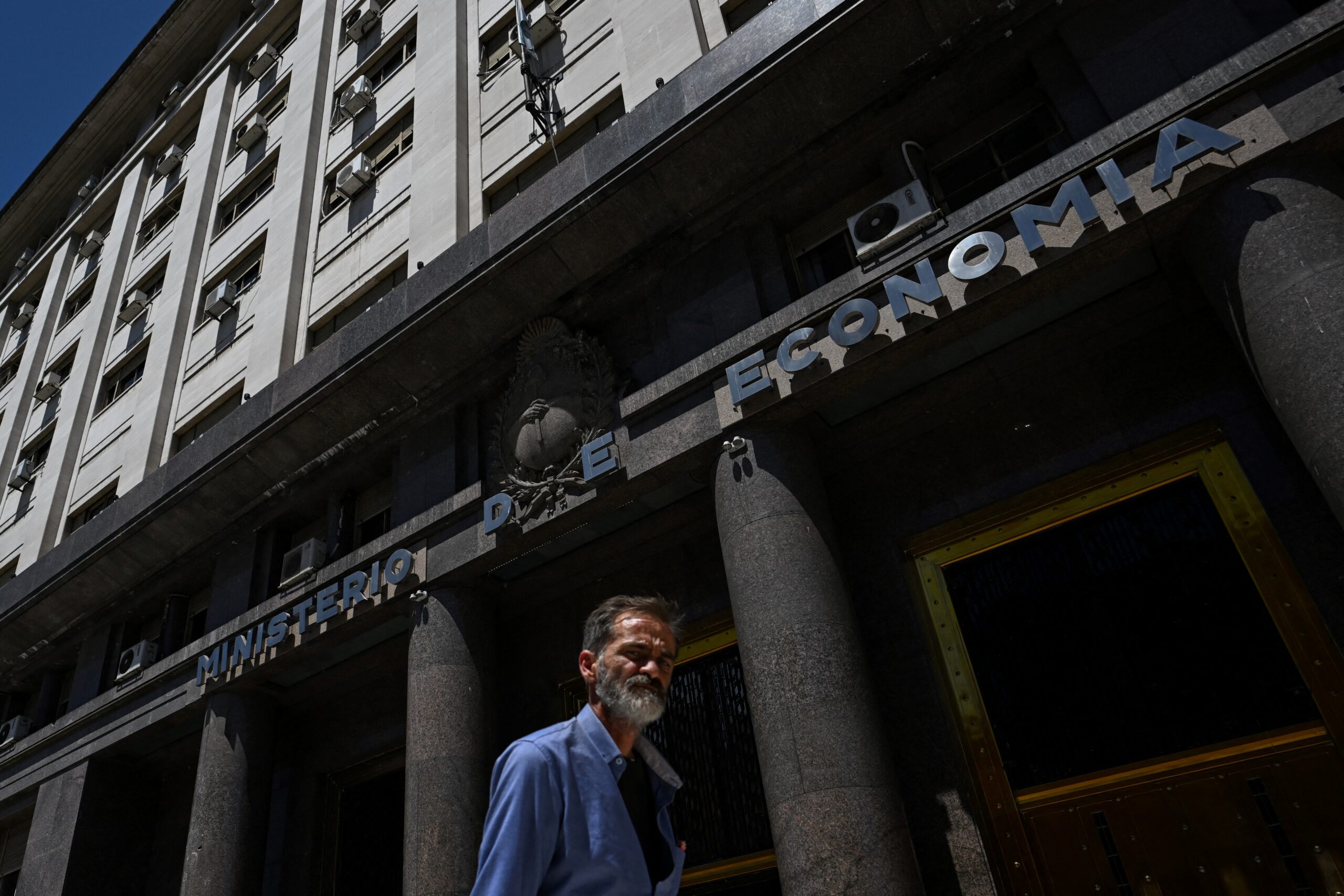 Argentina records lowest monthly inflation in 4.5 years