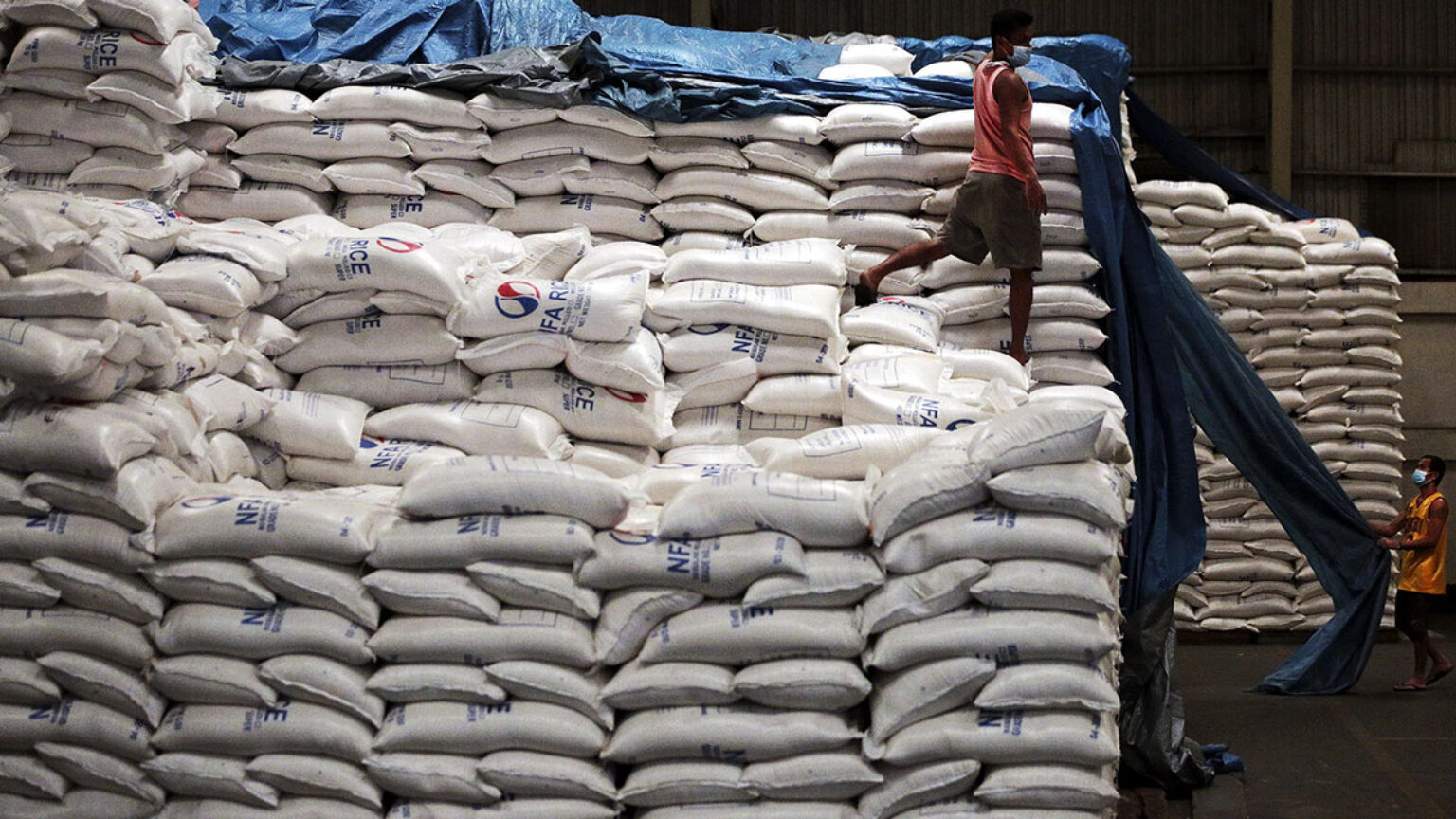DA further cuts rice retail prices by P2-P3