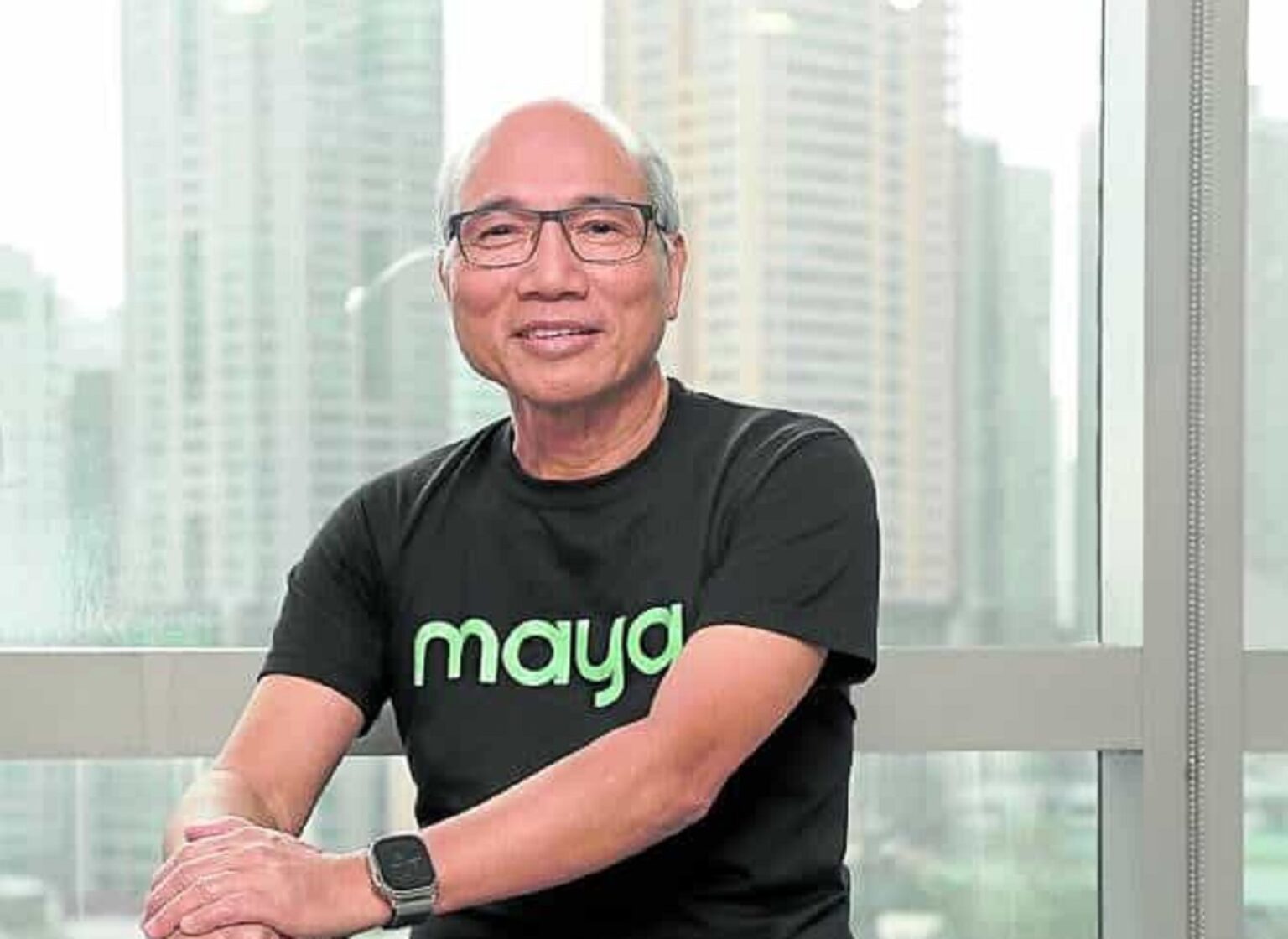 Digital bank Maya throws hat into premium credit card market