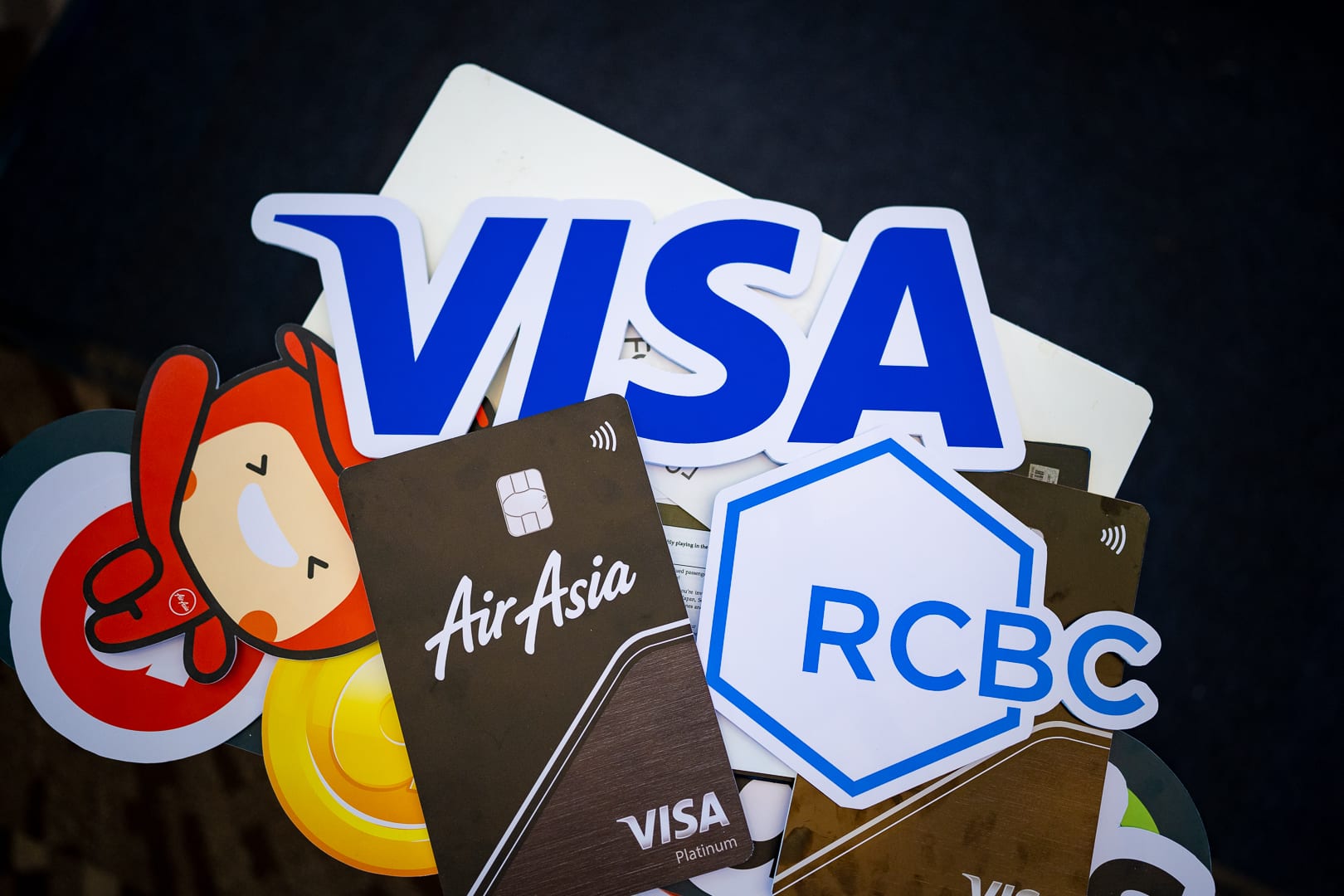 RCBC and AirAsia rewards launches new AirAsia Platinum Credit Card for elevated travel perks