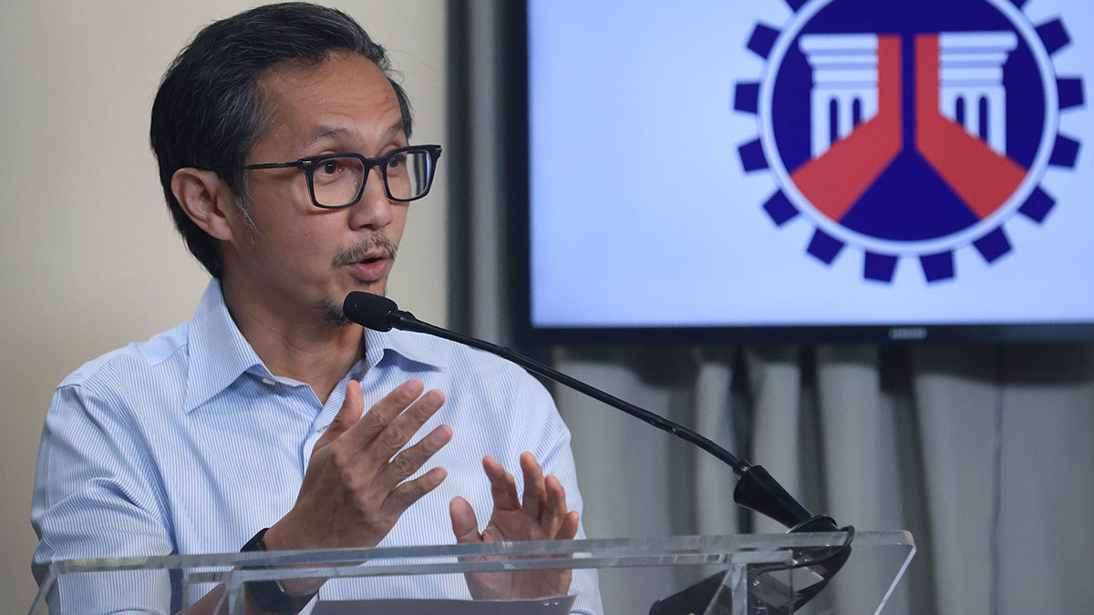 Biz groups: ‘New chapter’ for DPWH under Dizon