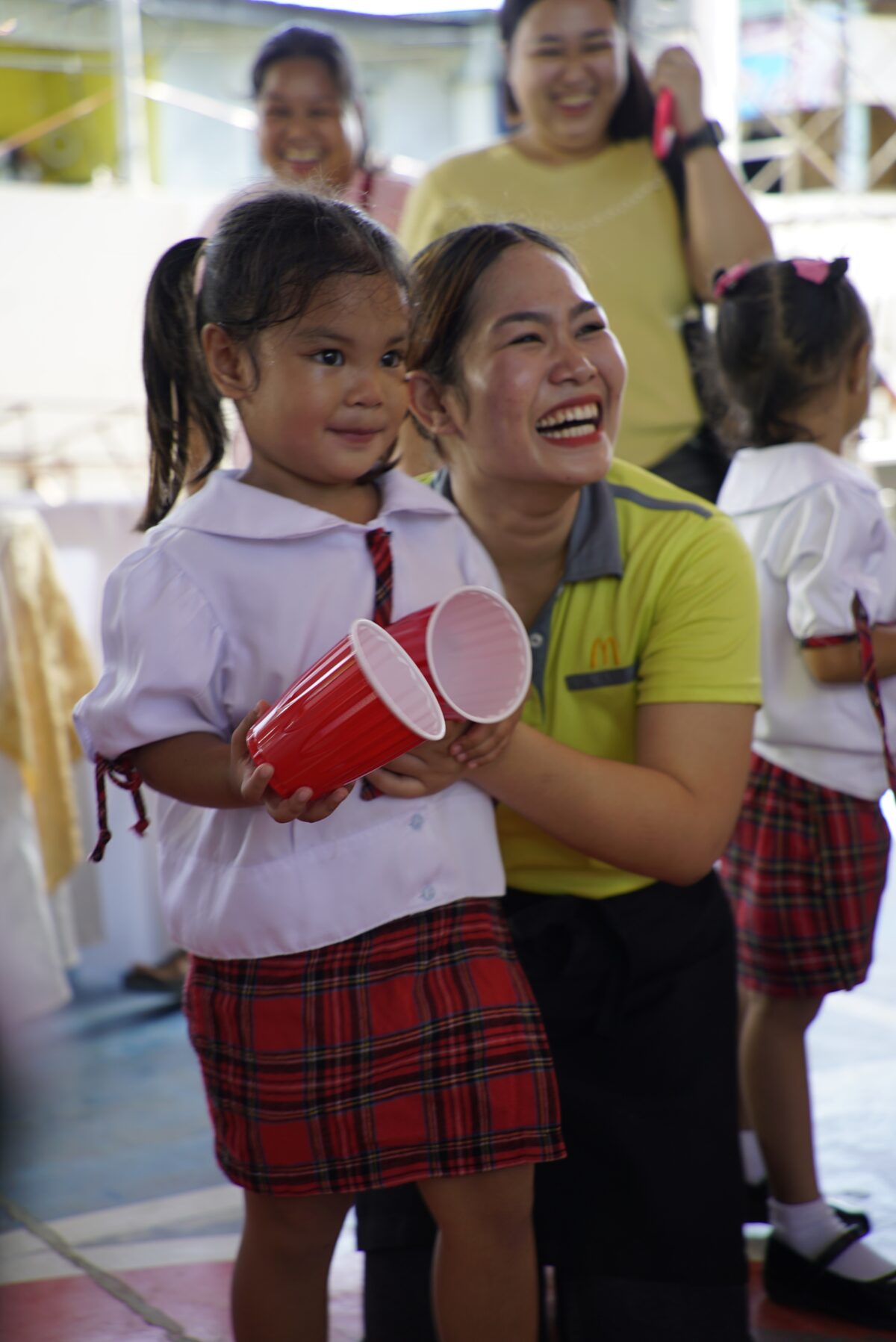 McDonald’s Philippines’ Dr. George T. Yang shares the gift of happiness ...